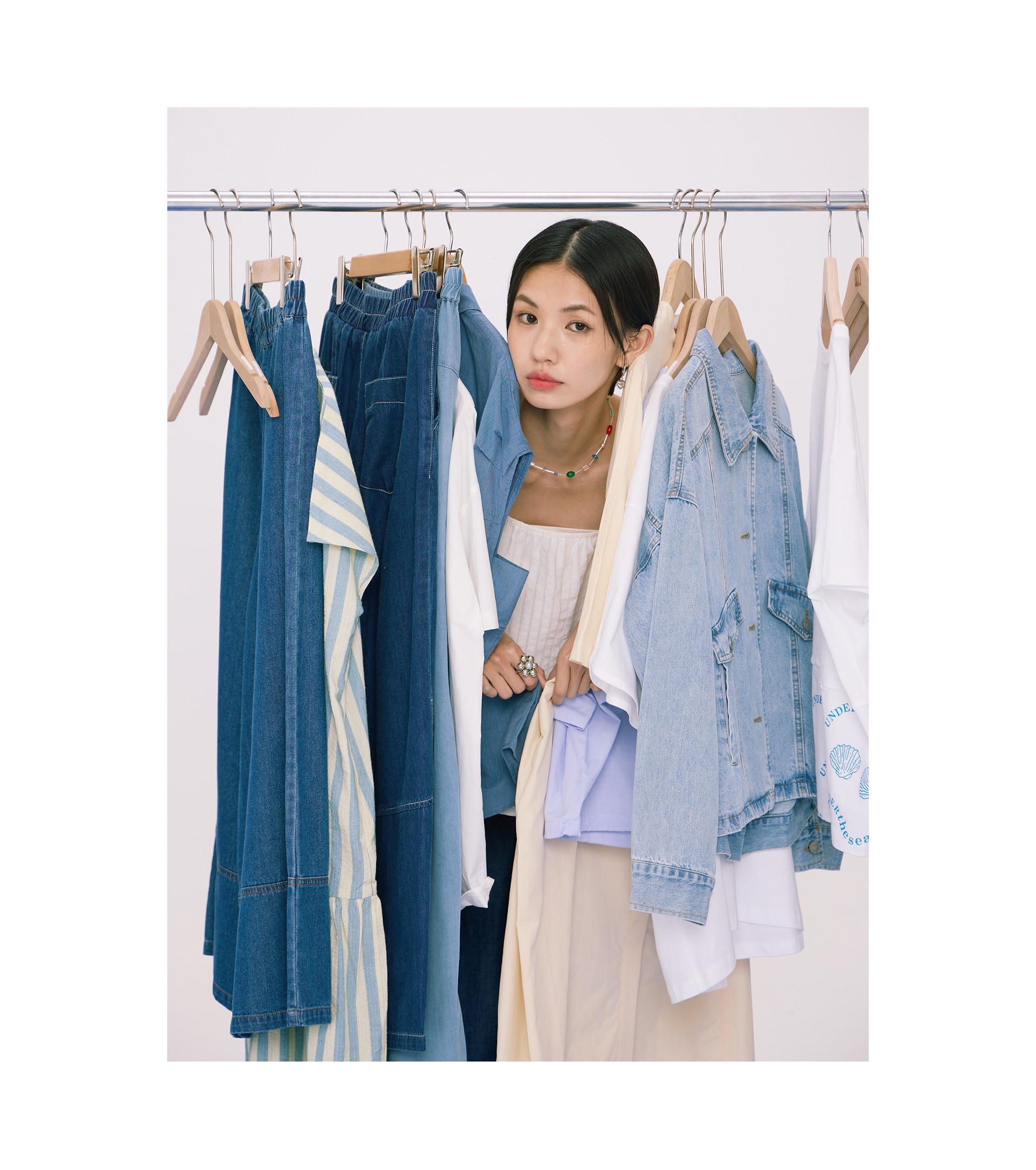 :: 2025 SS 三月形象目錄 :: | E WEAR.FAVVI