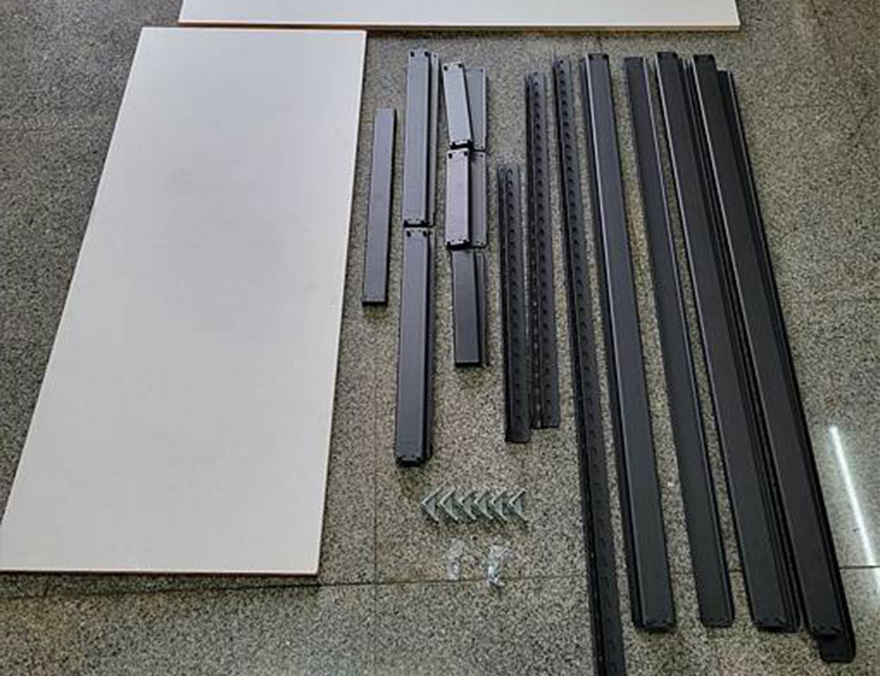 Hong Ting【最夯工業風書桌】https://reurl.cc/rRWNlZ | 空間特工Ciazhan-免螺絲角鋼/收納家具規劃