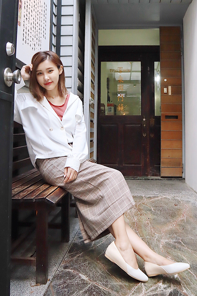 3M防水耐髒！2cm尖頭內增高真皮平底鞋 | BONJOUR