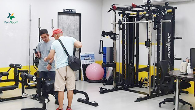 【體驗據點】TO-S121B 豪華版全方位史密斯機 | FunSport 趣運動