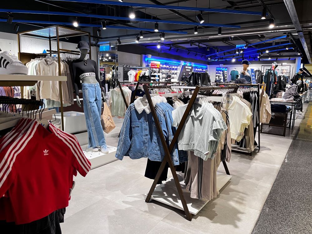 台北京站經典門市 | adidas 台灣官方購物網站