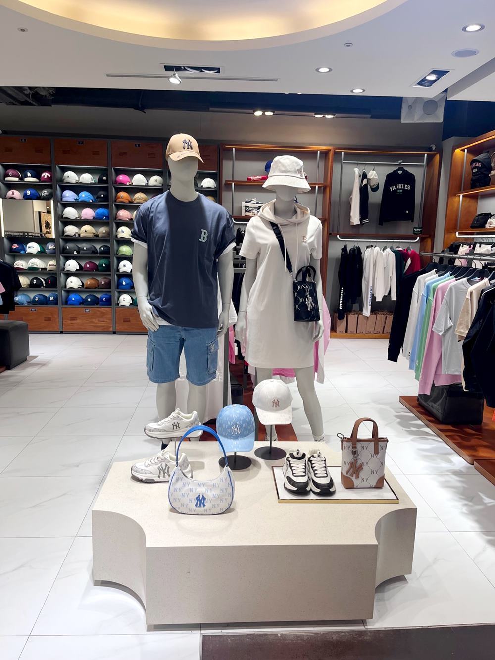 24春夏最新~人台穿搭分享! | MLB Korea TW