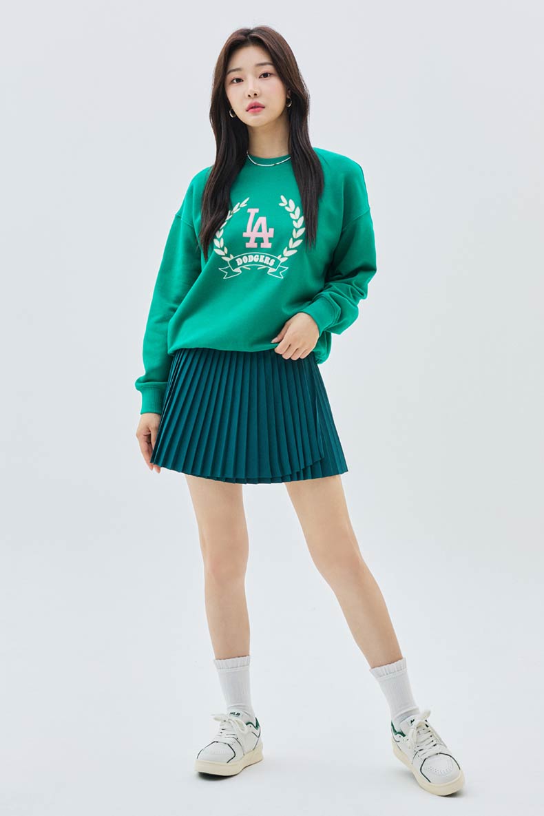 大學T的Model穿搭_LOOKBOOK | MLB Korea TW