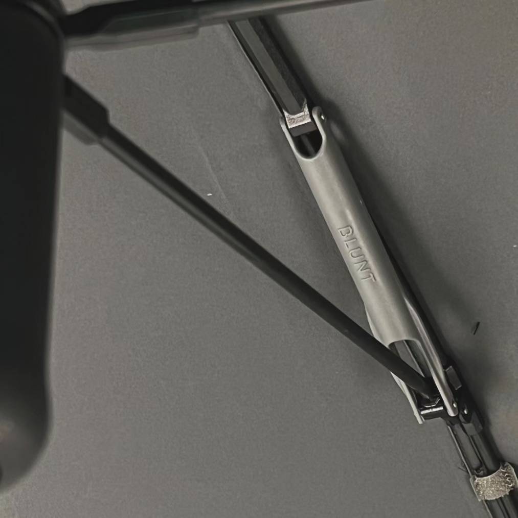 空氣力學地表最強防風傘Blunt | INDULGENCE